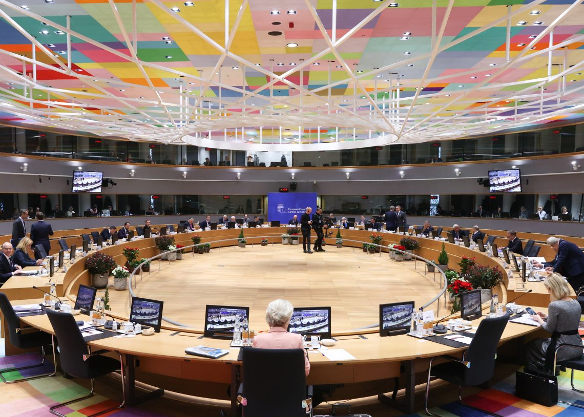 Immigration: EU embraces the 'Meloni line': 'Consider alternative ways ...