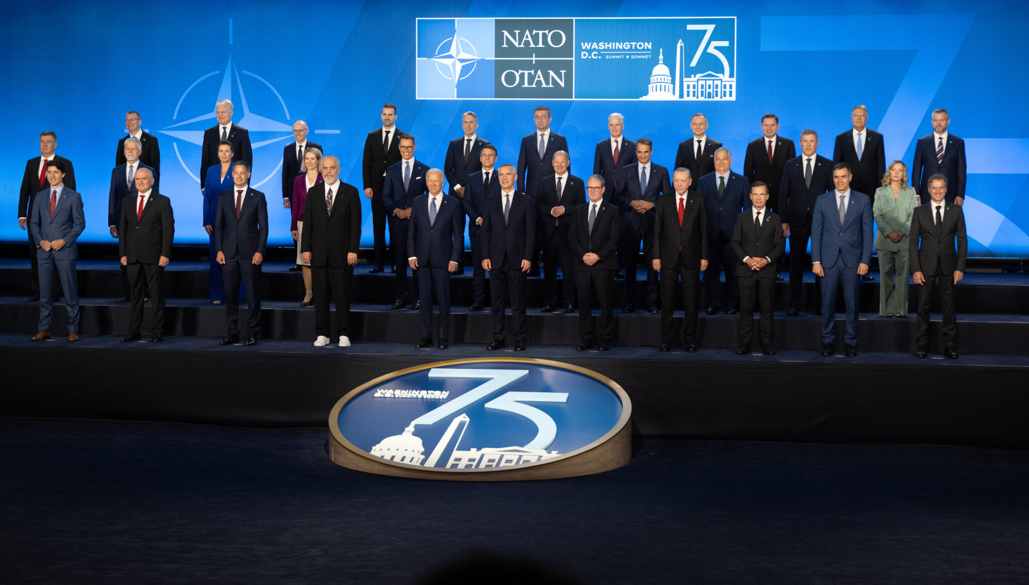 Welcome Ceremony and Official Photo - Washington Summit - Eunews