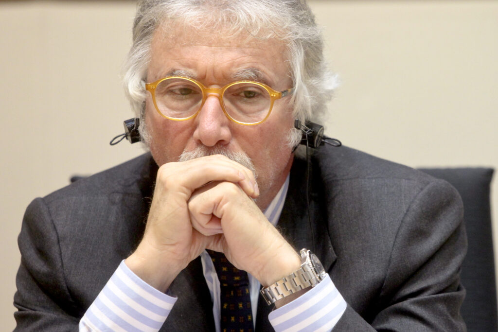 Former Italian MEP to return €250,000 to the European Parliament
