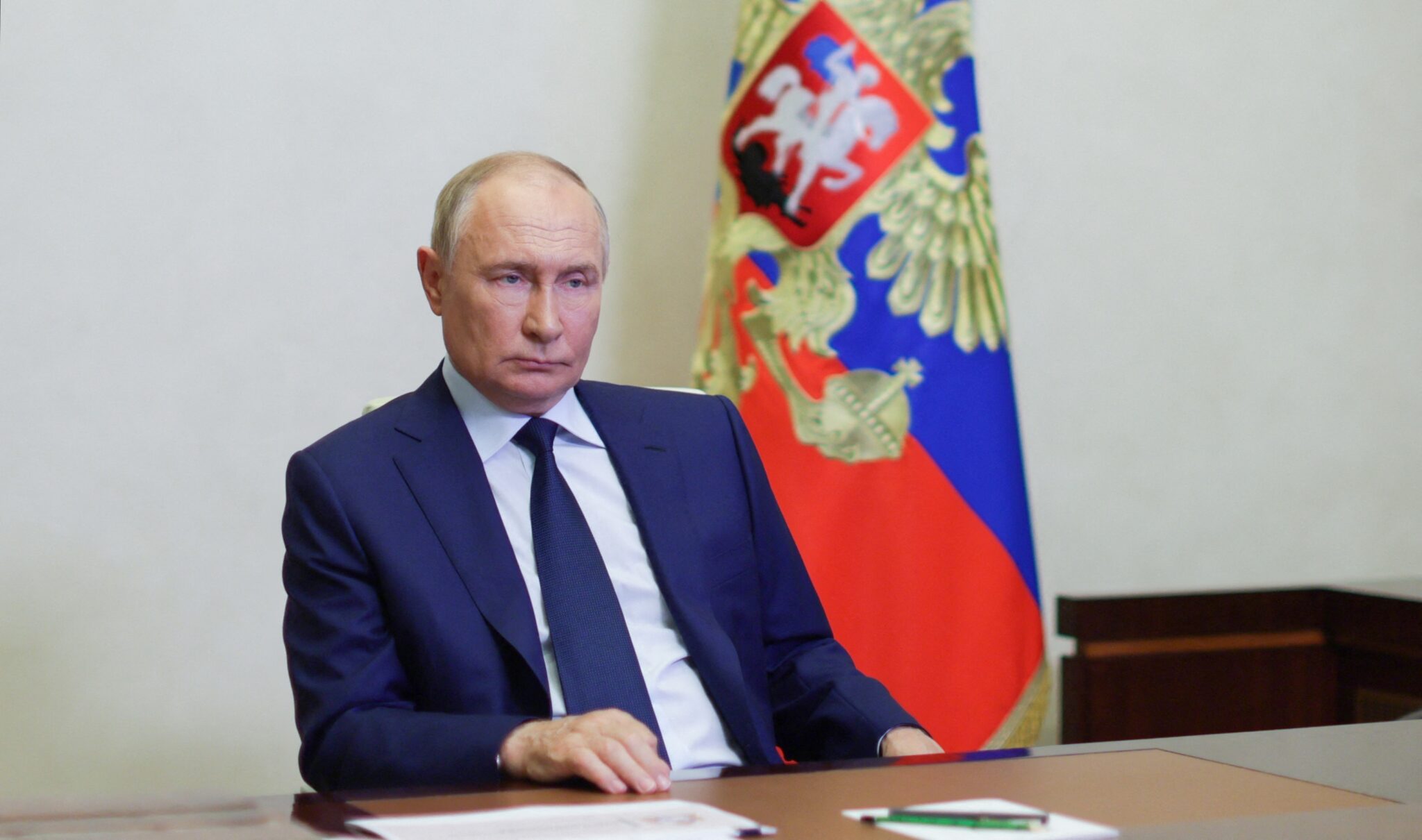 Banks, trucks, energy, alumunium: EU adopts 16th sanctions package ...