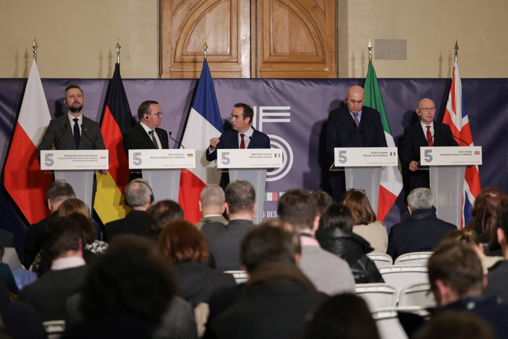 The plan of the five European defense "heavyweights" for the Continent